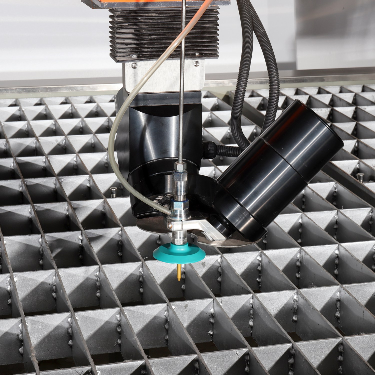 AB Five Axis Cutting Head from China manufacturer - PMT